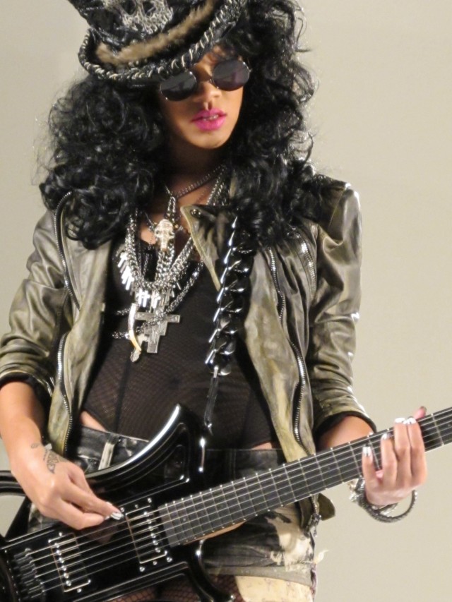 Rockstar 101 - Rihanna